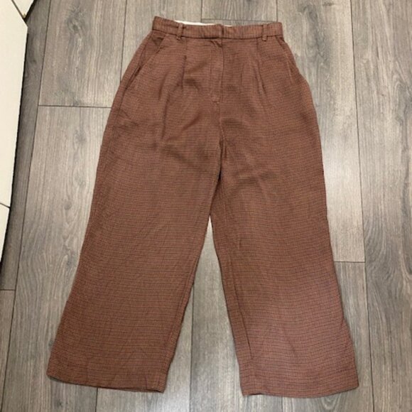 Aritzia | Pants & Jumpsuits | Le Fou Wilfred Aritzia Highwaisted Cropped Trouser Size 4 | Poshmark